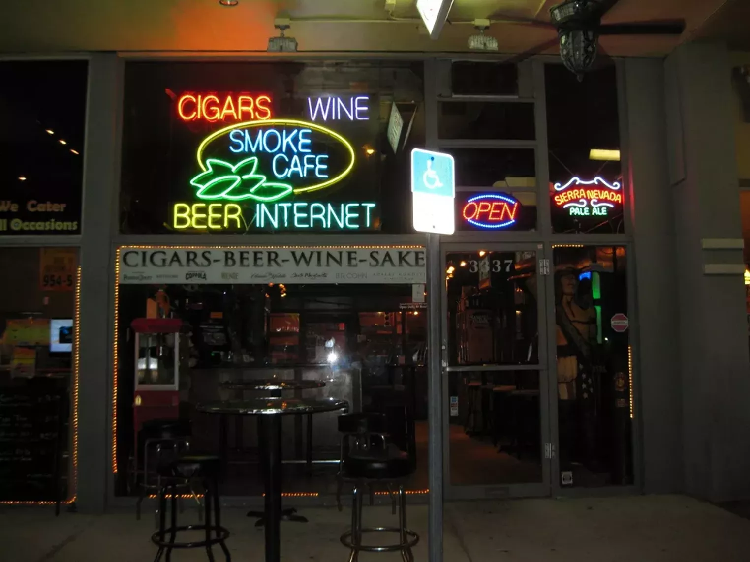 Smoke Cafe Beaches Wine Bar Music Venues Bars And Clubs Restaurant